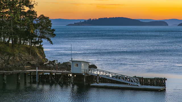 5 Dreamy Waterfront Homes Perfect for Summer | Sotheby’s