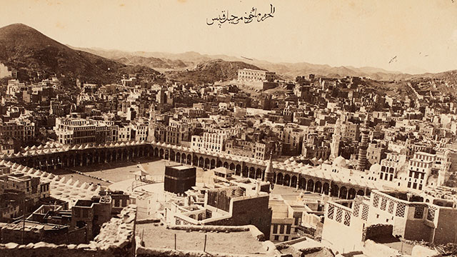 Early Photographs of the Annual Pilgrimage to Mecca | Books ...