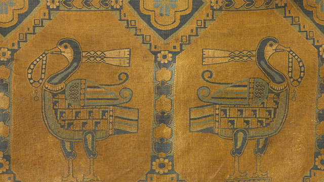 The ‘Cloth of Gold’ Which Provides a Rare Glimpse into an Ancient ...